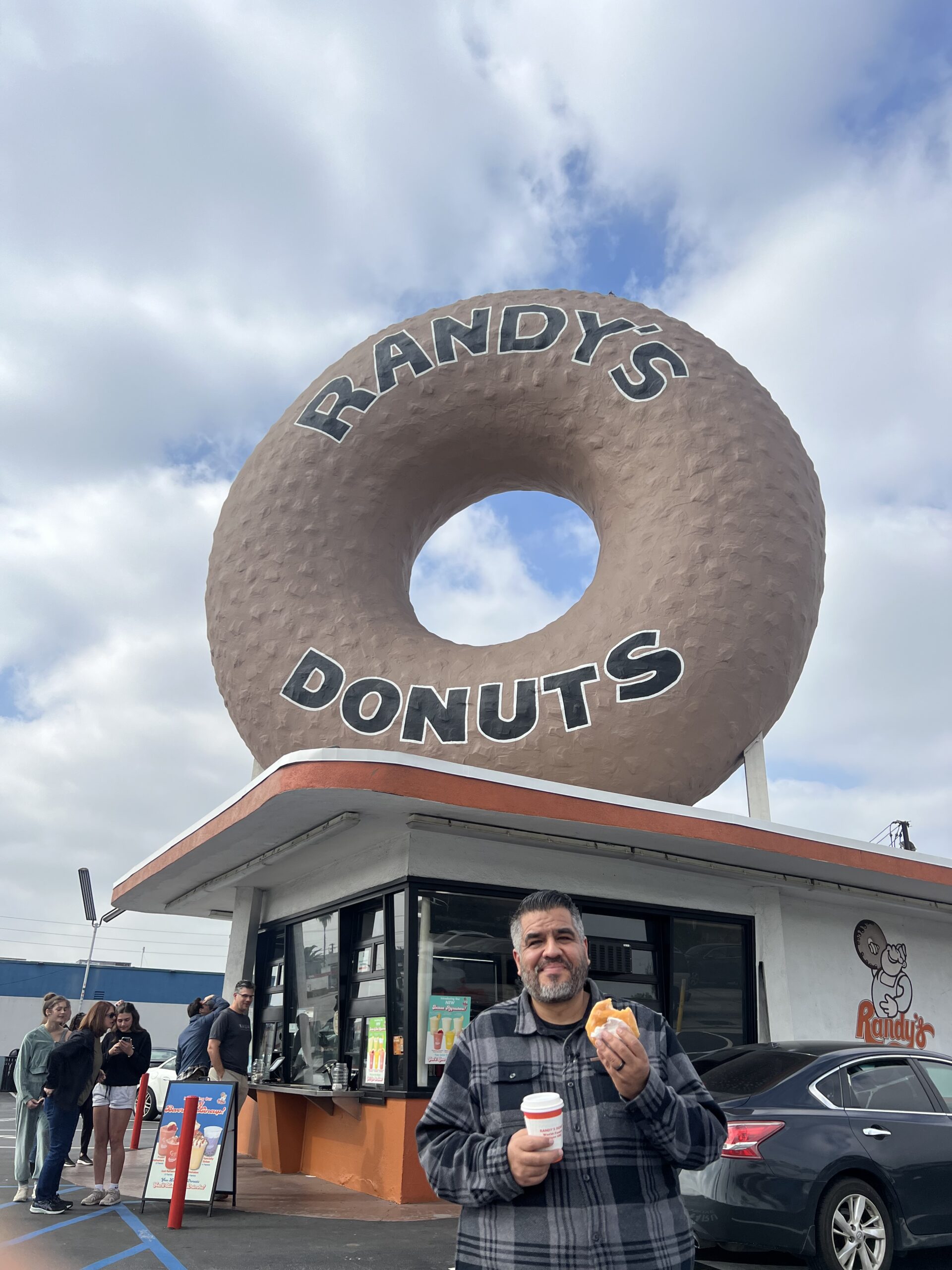 Visiting all 5 Remaining Big Do-Nut Drive-In Locations - Foo Howser